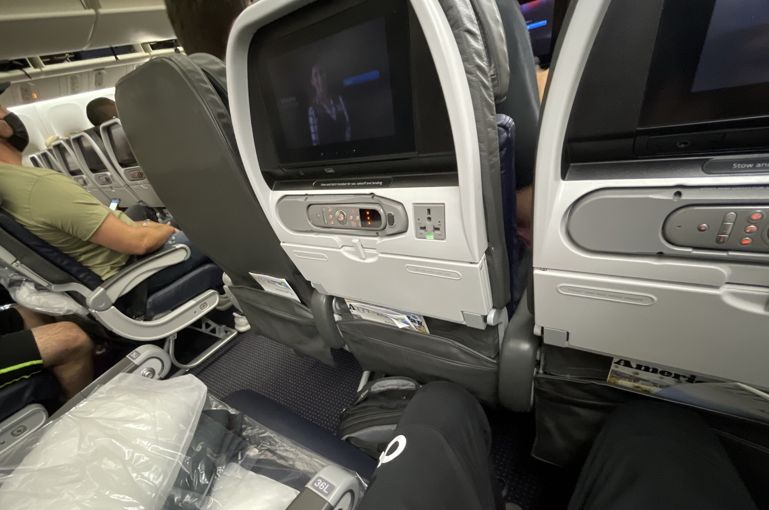 How To Get a Row To Yourself on a Basic Budget - Nonstop Points