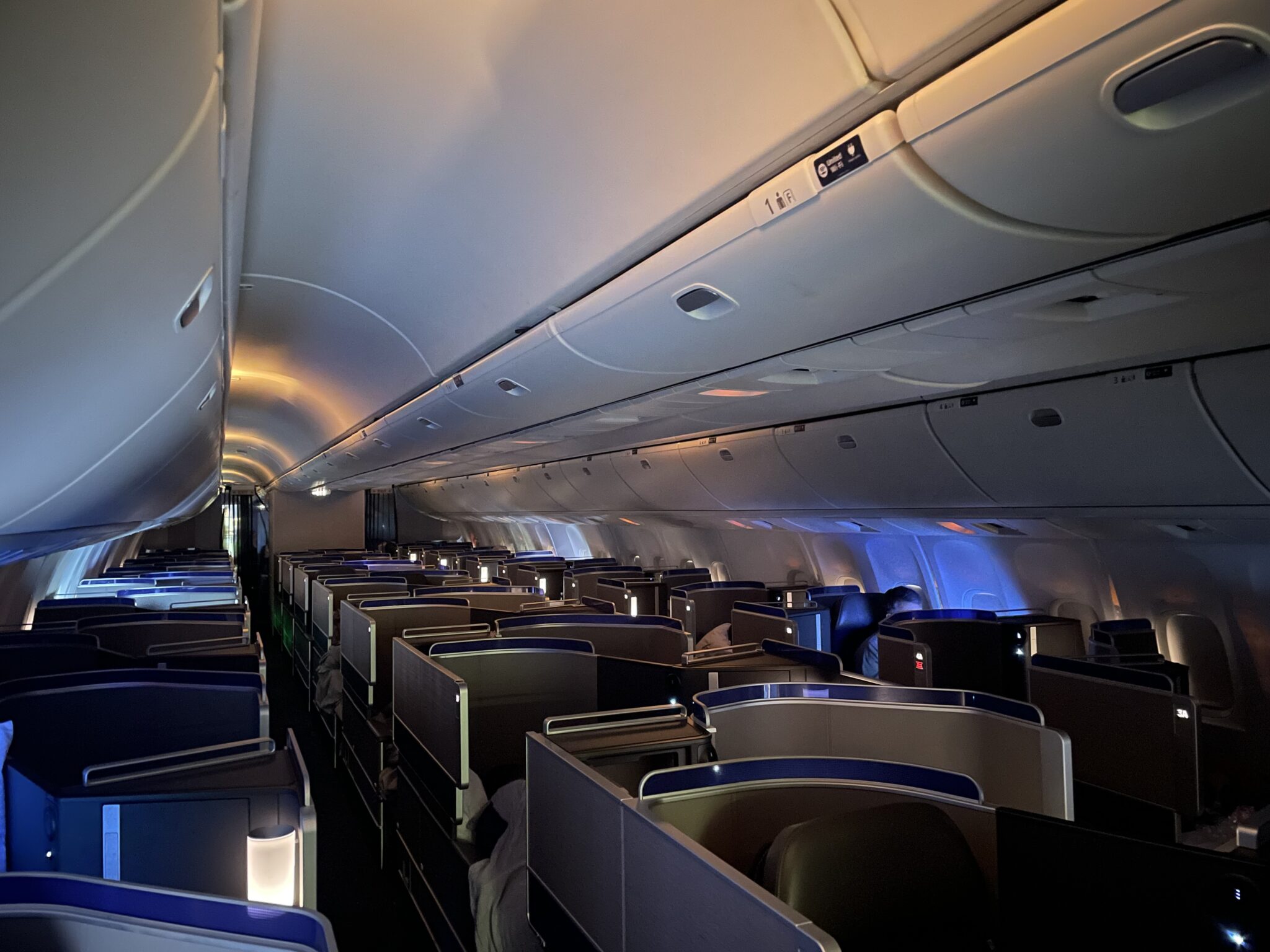 Flight Review: United Polaris Business Class ZRH-IAD - Nonstop Points